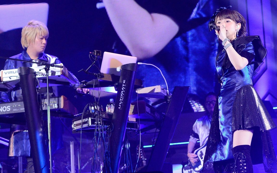 [蓝光无损]珠玉合璧,唯美音色令人窒息-fripSide埼玉超级竞技场南条爱乃和nao合作演出split tears、Decade_哔哩哔哩 ...