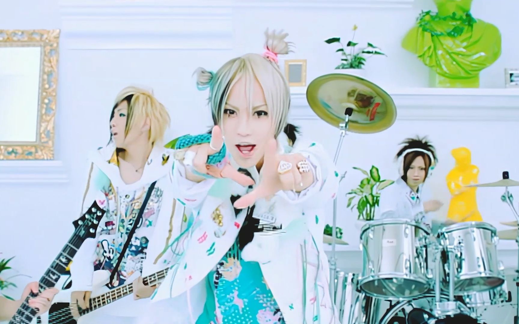 【视觉系】SuG「gr8 story」MV (中文字幕)-冠军Q-mv-哔哩哔哩视频