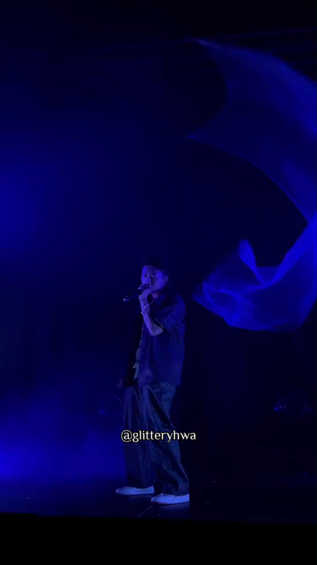 DPR LIVE - Kiss Me | DPR REGIMETOUR首站夏洛特 ©glitteryhwa_哔哩哔哩_bilibili