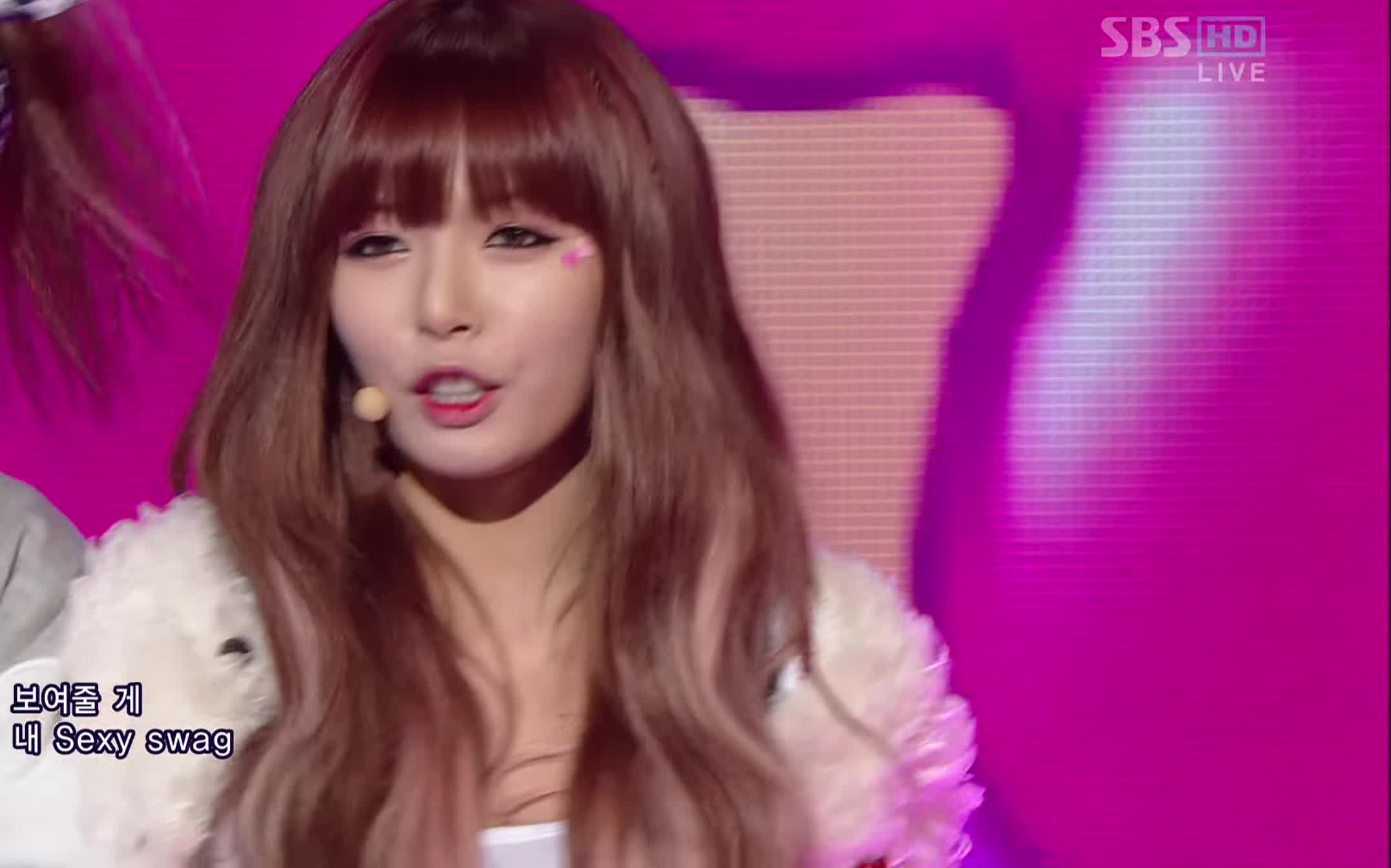 Hyuna - Ice Cream (人气歌谣 Live) - 视频下载 Video Downloader