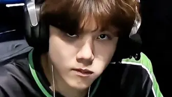 【ALGS训练赛】选手精彩操作_哔哩哔哩bilibili_APEX英雄_游戏资讯