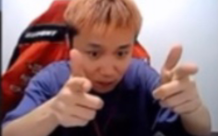 顶级节目效果！dank1ng试玩only up展现惊人游戏天赋 开局就称这款游戏很简单？csgo