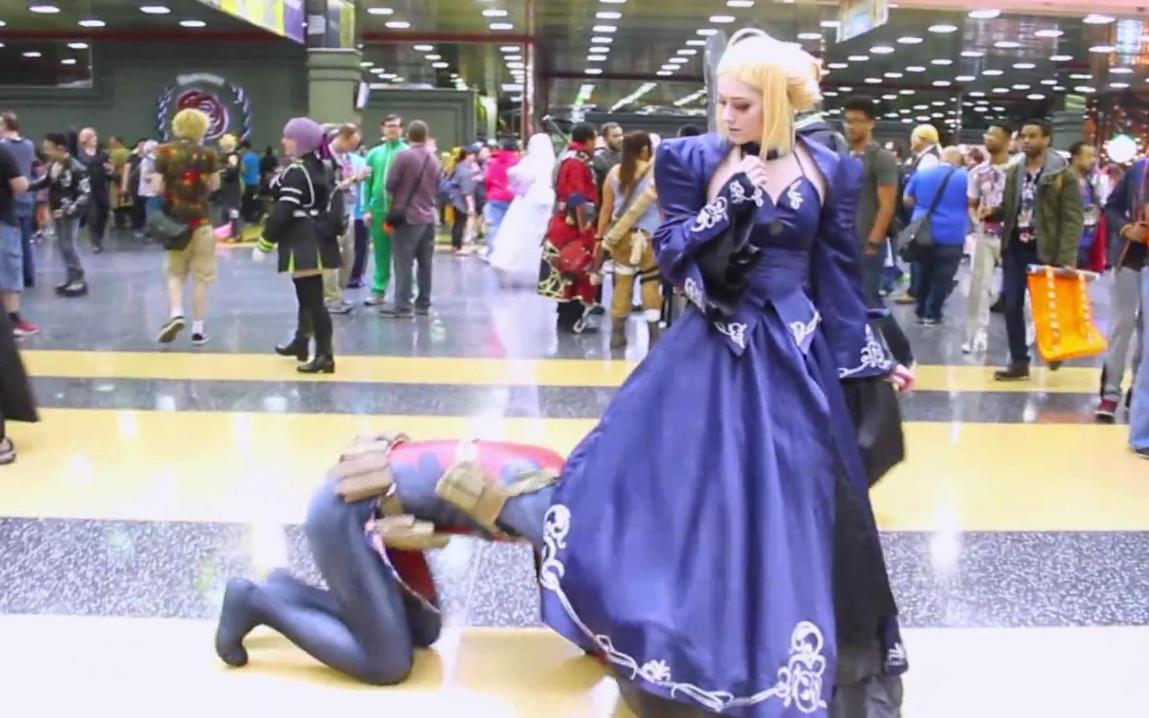 【D Piddy】化身死侍小贱贱大闹漫展 Anime Central 2018_哔哩哔哩_bilibili