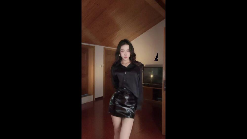 [皮]yun_20260205_161743_(dy-246182100946)_哔哩哔哩_bilibili