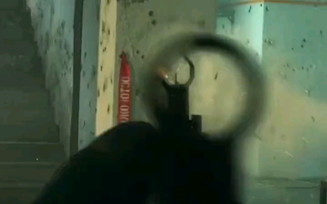 使命召唤19 M4多人实机枪械画面泄露（官方发布）和战区手游的m4好像_单机游戏热门视频