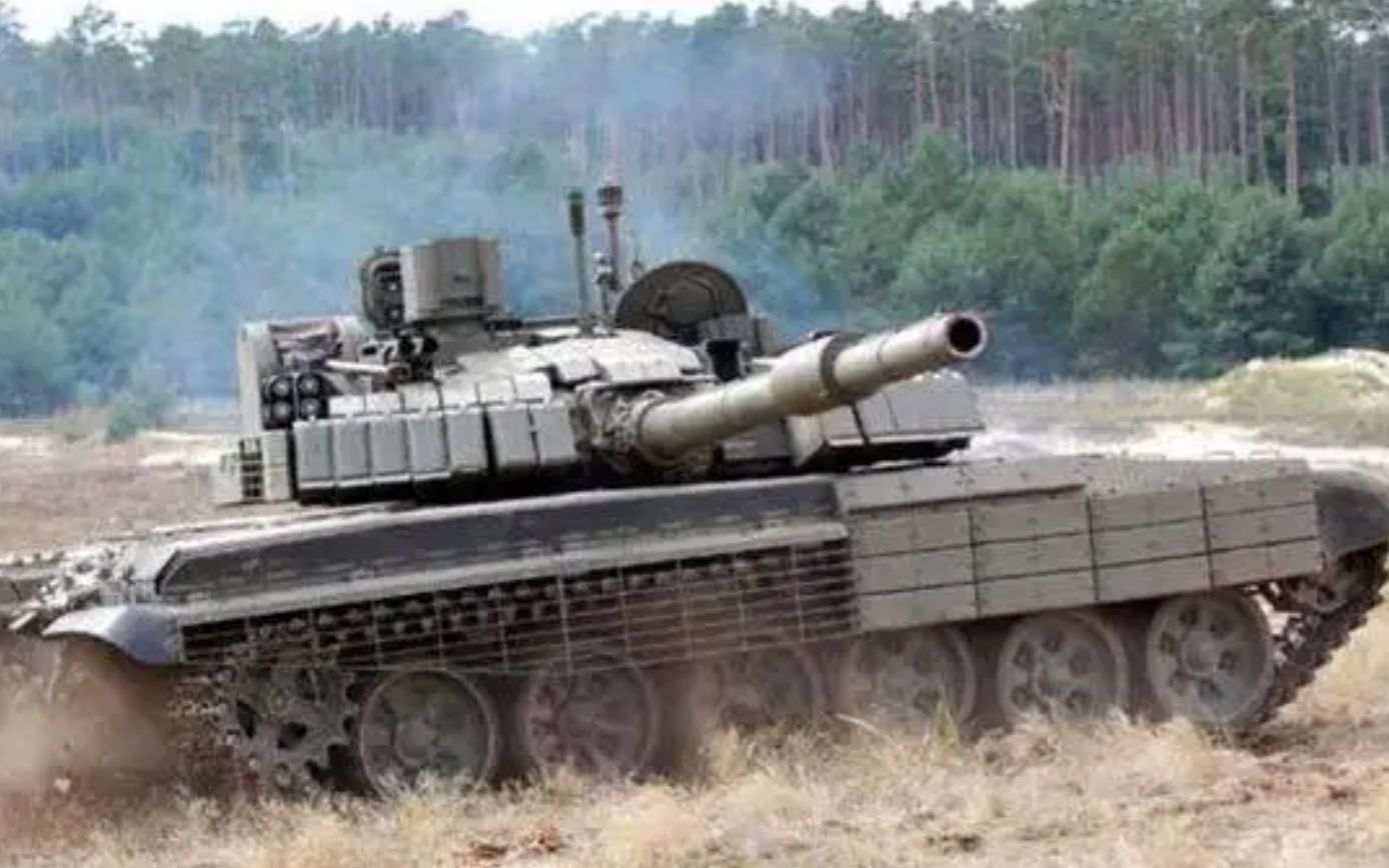 [战雷]T-72m2现代化 完全体陆历连杀实录_哔哩哔哩bilibili_战雷