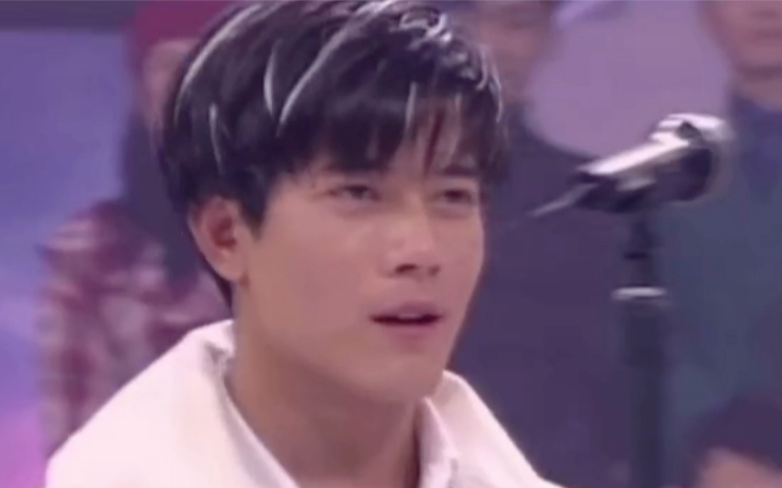 王菲、刘德华、郭富城、黎明、张学友年轻时的美貌！！！！！放现在也可！！_哔哩哔哩_bilibili