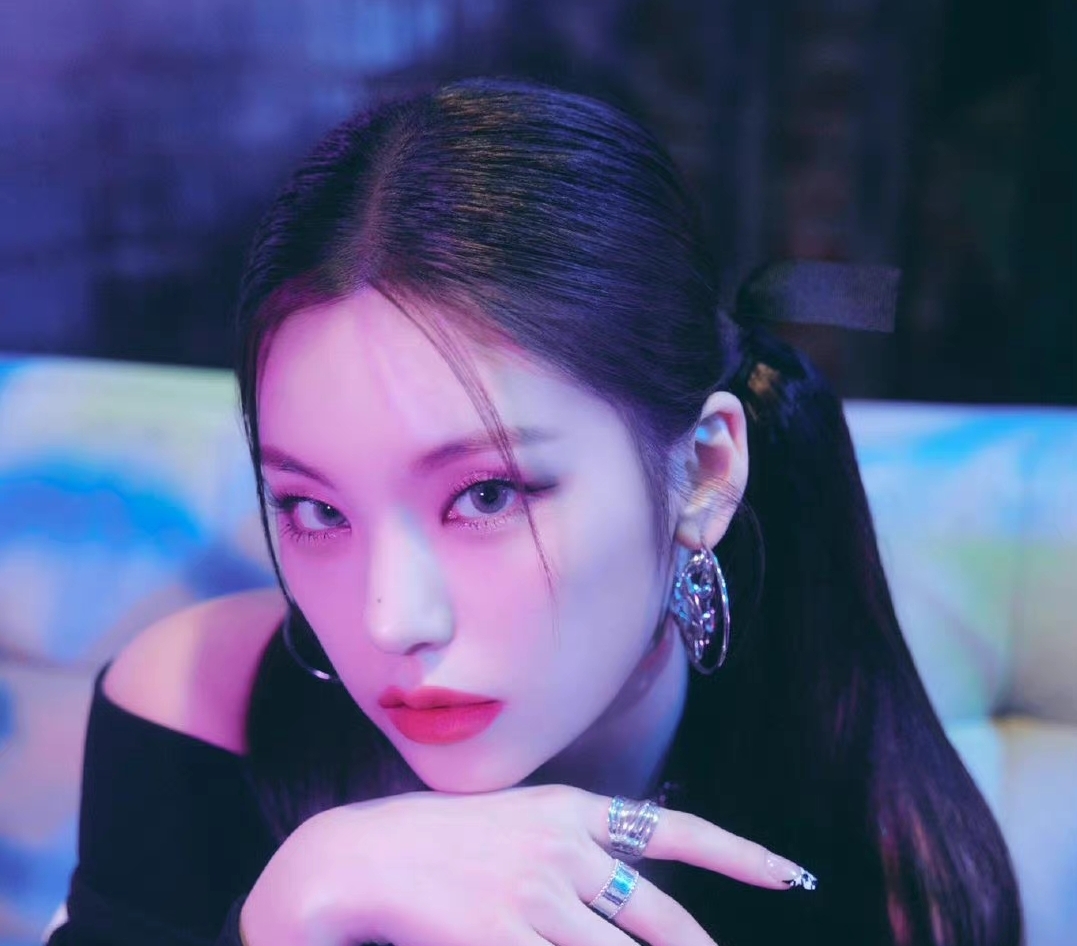 【itzy】回归预告照公开_哔哩哔哩_bilibili