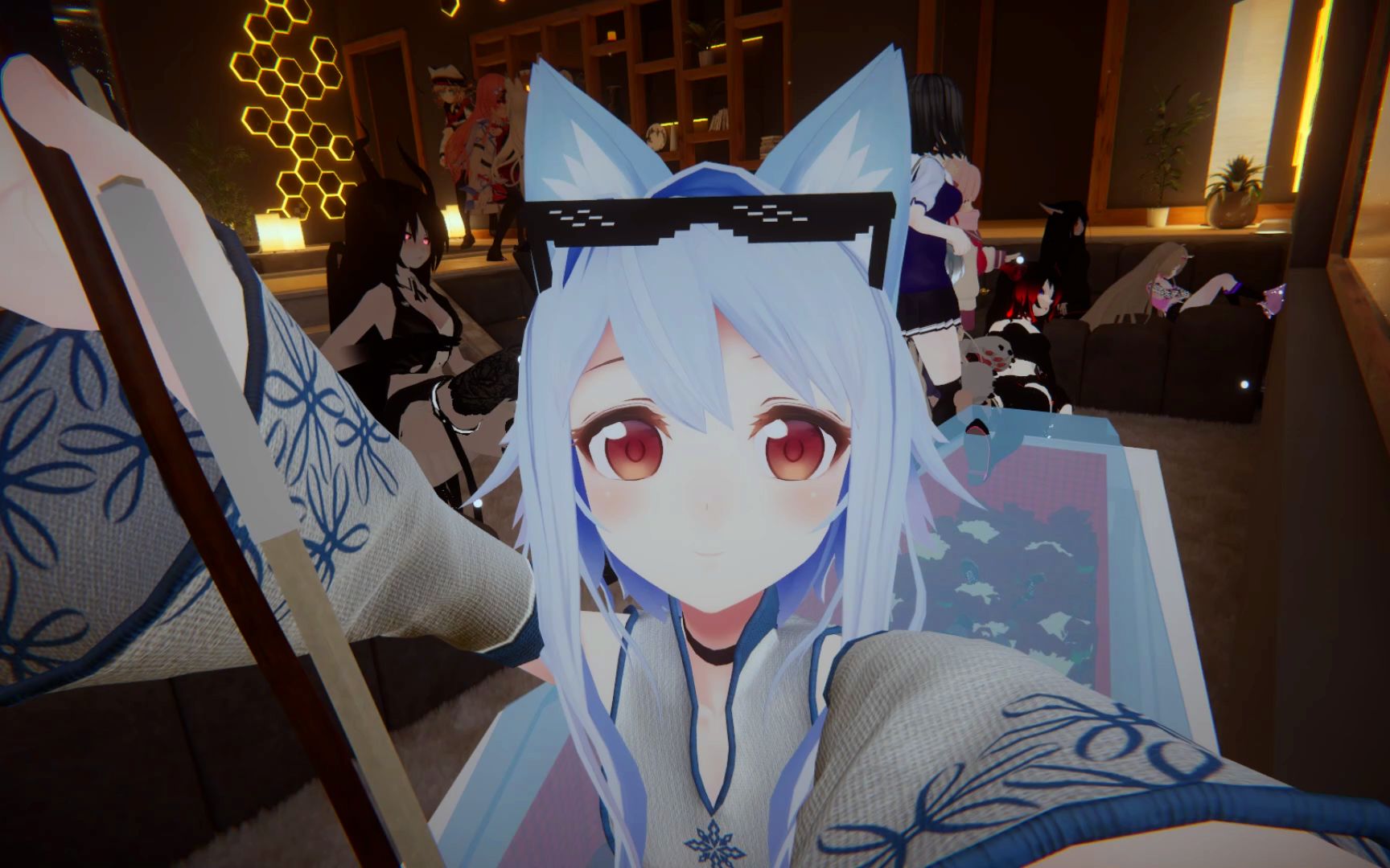 【VRCHAT】因为我，现在已经没什么好友敢睡觉不锁门了_哔哩哔哩_bilibili