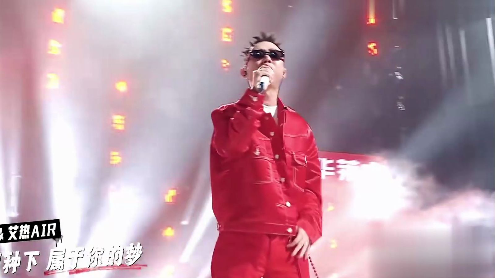 导师Cypher来了！GAI 艾热 欧阳靖 盛宇 布瑞吉 小鬼 VaVa 早安《龙Loong》-土豆公主切-开启中文说唱主线剧情-哔哩哔哩视频