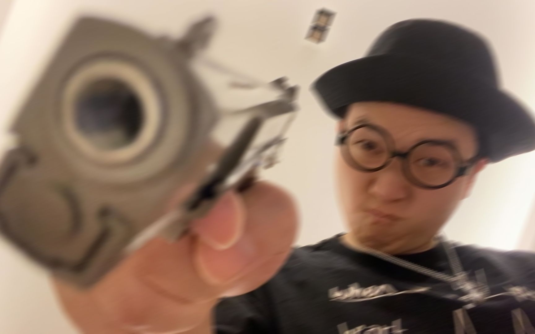 魔术师：给你表演个大变活人-良心发作的chunchun-良心发作的chunchun-哔哩哔哩视频