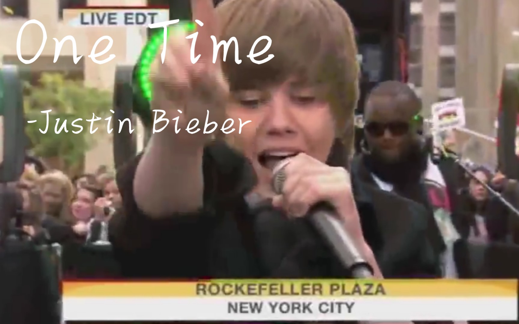 Justin Bieber--One Time(Live)