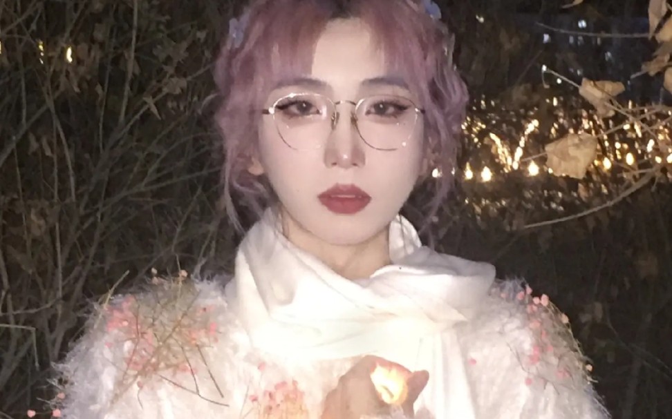 2233 bilibili://space/57863910?ts=1669085886&spmid=444.49.selfDef.deta