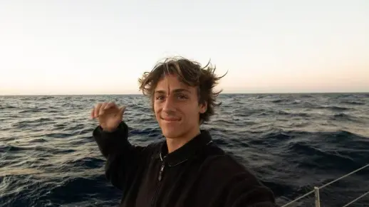 【双语精翻】Finn Whitaker的航海日志 | 4 days at sea... | VLOG | 双语字幕 | 听力口语练习_哔哩哔哩 ...