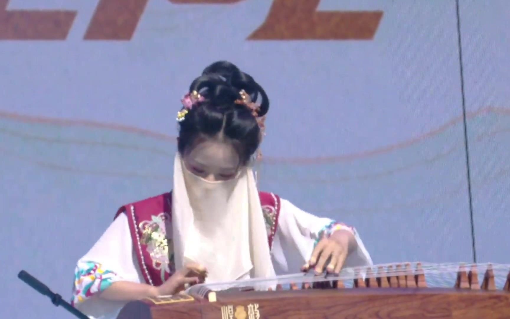 【古筝】墨韵moyun演奏《Legends Never Die》_哔哩哔哩_bilibili