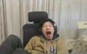 12.15-yjj录播-喂，yjj醒醒，你还在直播！_哔哩哔哩_bilibili