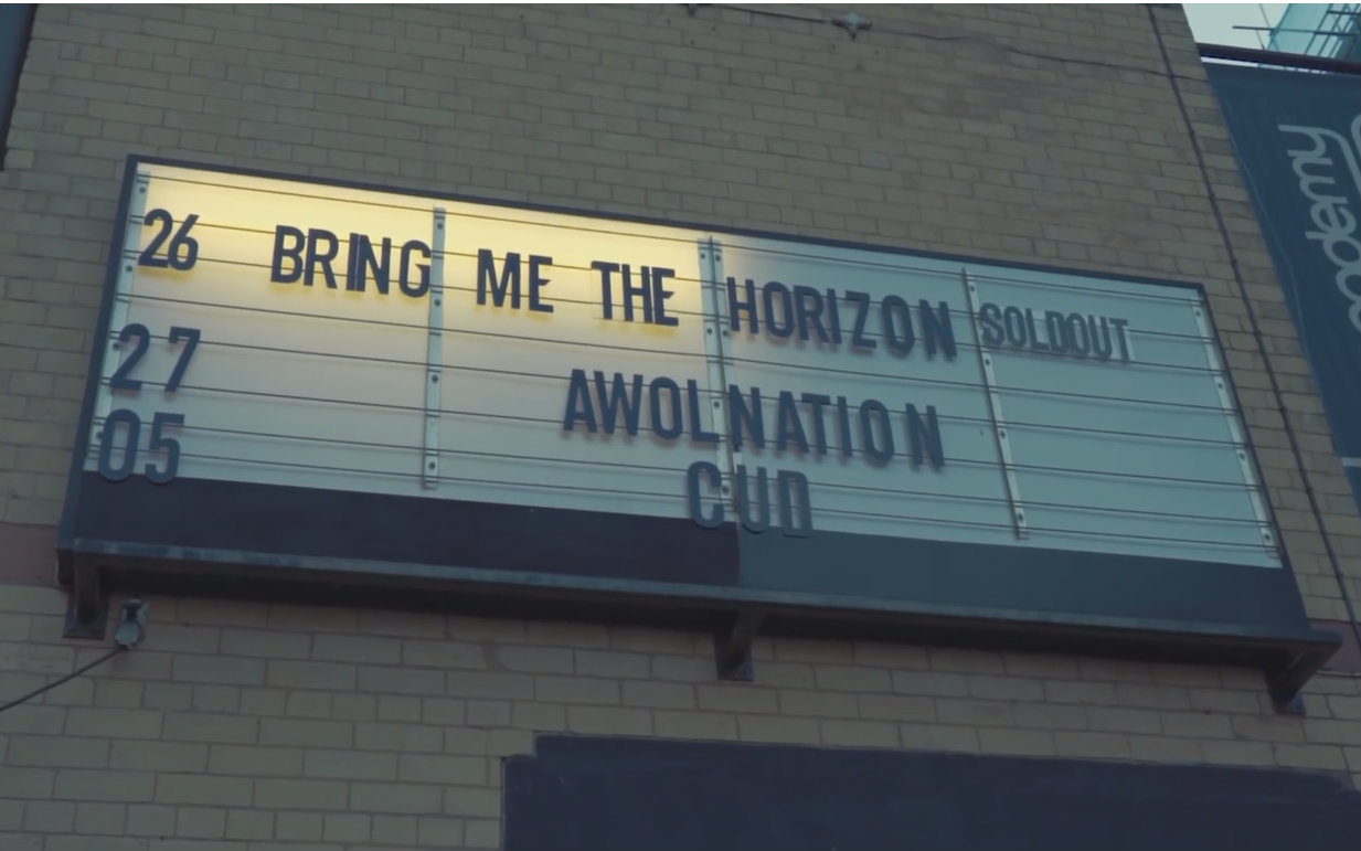 【BMTH】【Bring Me the Horizon】“Throne” (Live At Liverpool Acad_哔哩哔哩_bilibili