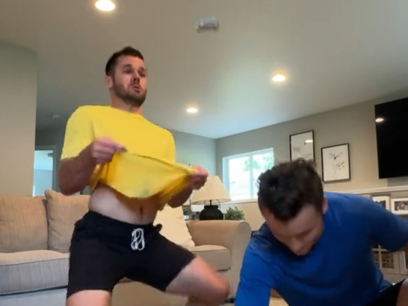 在家带孩子有多难-Daniellabelle-Daniellabelle-哔哩哔哩视频