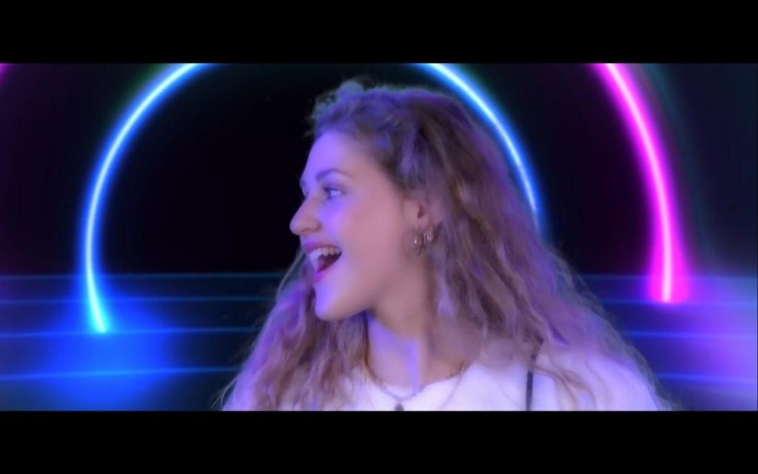 Lou | "Donne-moi" - Clip officiel_哔哩哔哩_bilibili