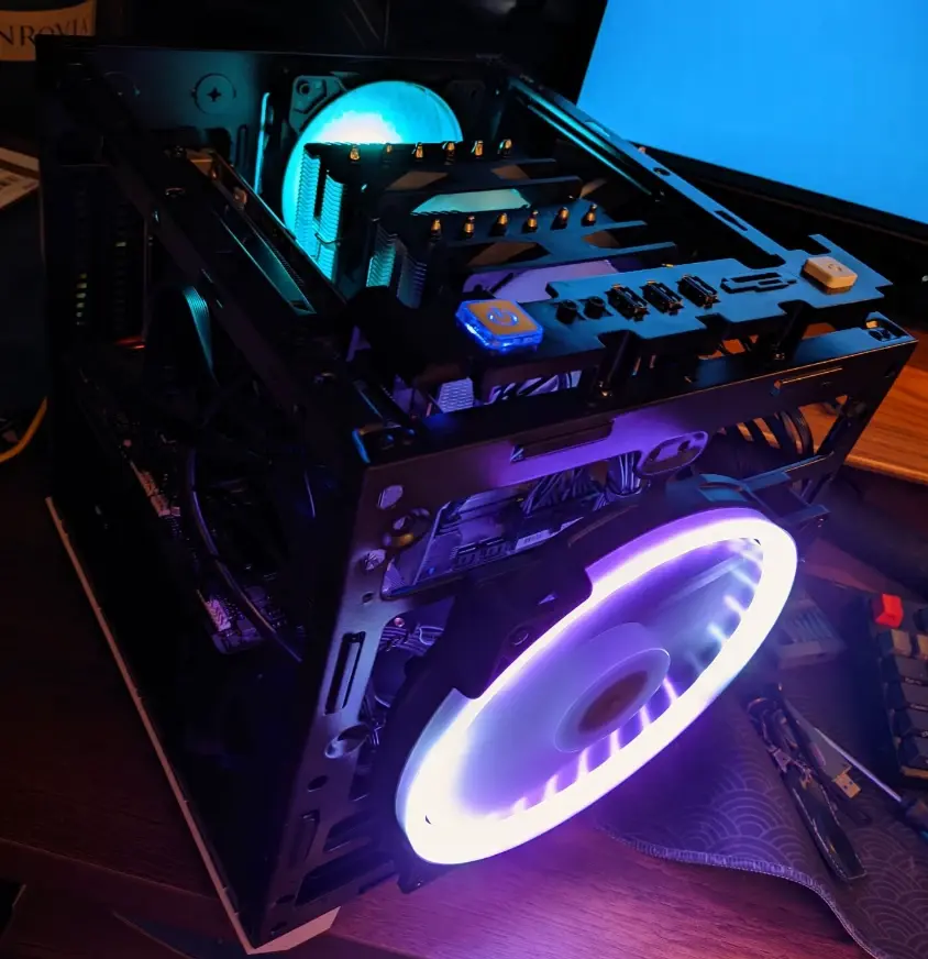 【NAS】PVE下12代核显直通 HDMI输出画面 - 哔哩哔哩